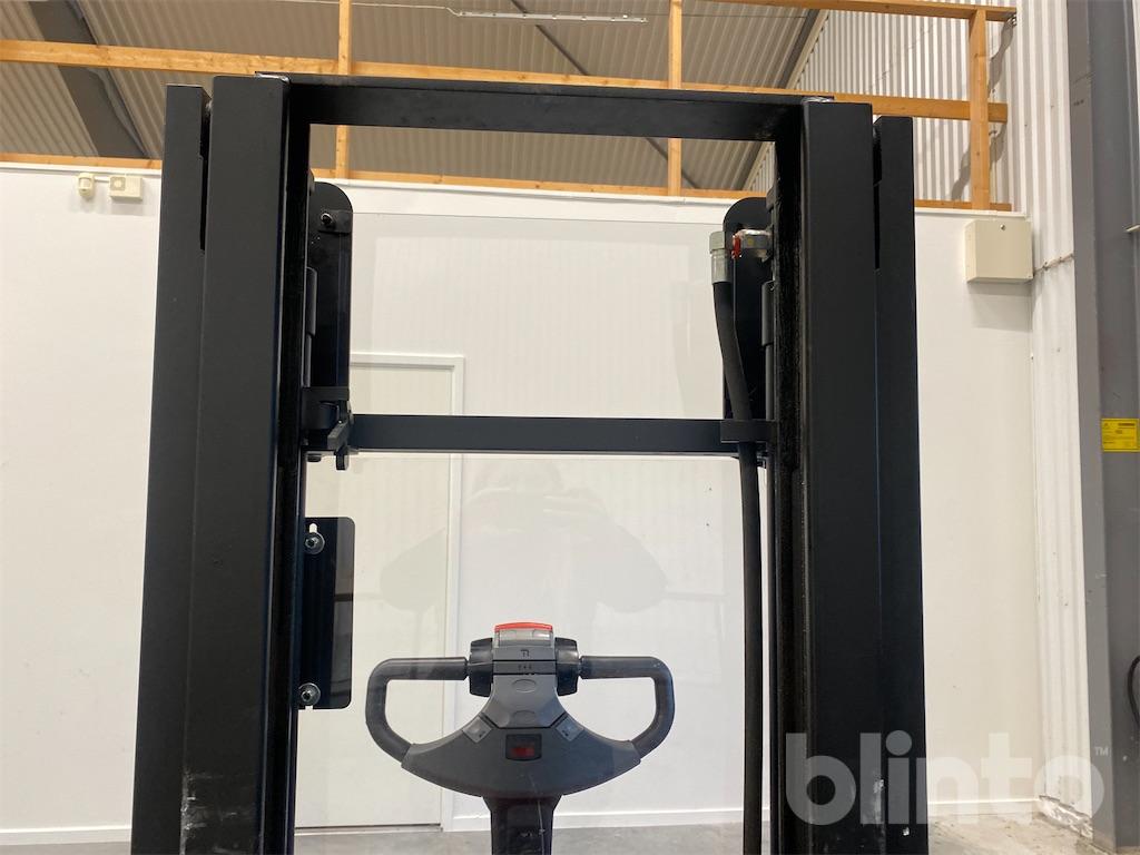 TRUCK - BT SWE120 | Blinto auktioner