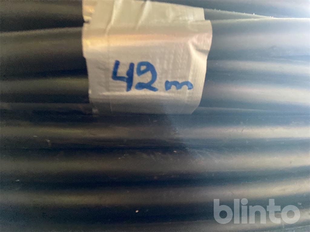 Vattenslang - 400 m | Blinto auktioner