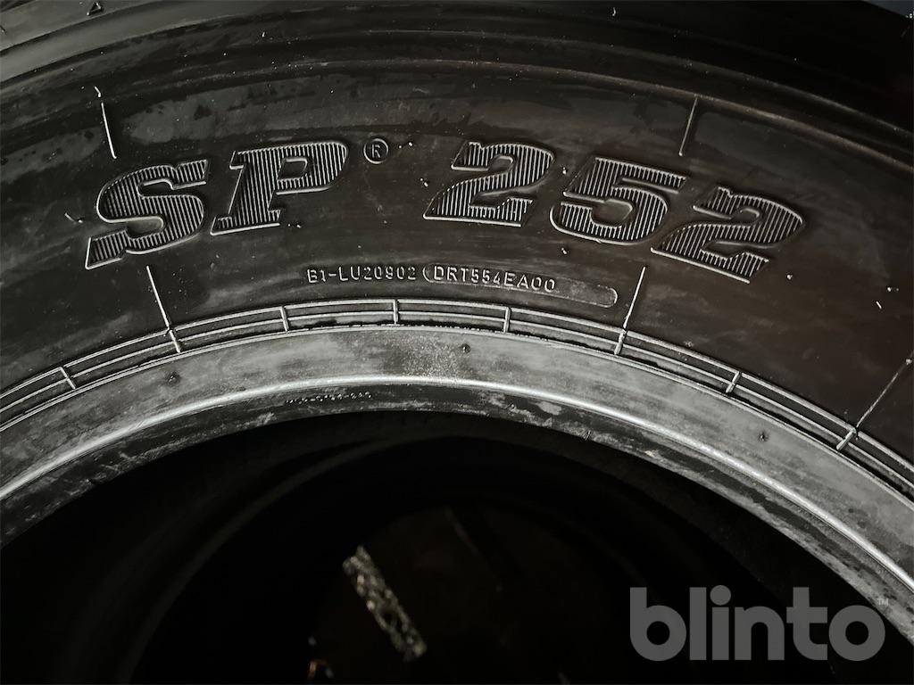 4st lastbilsdäck - Dunlop SP252 245/70R19.5 | Blinto auktioner