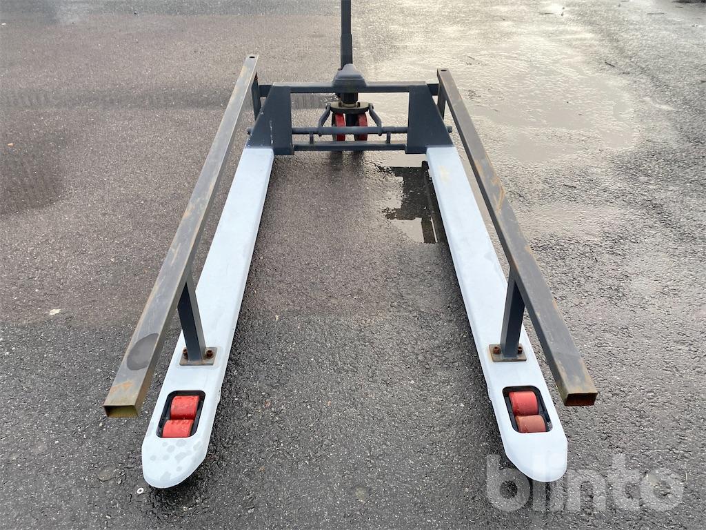 Pallyft - 2000 mm | Blinto auktioner