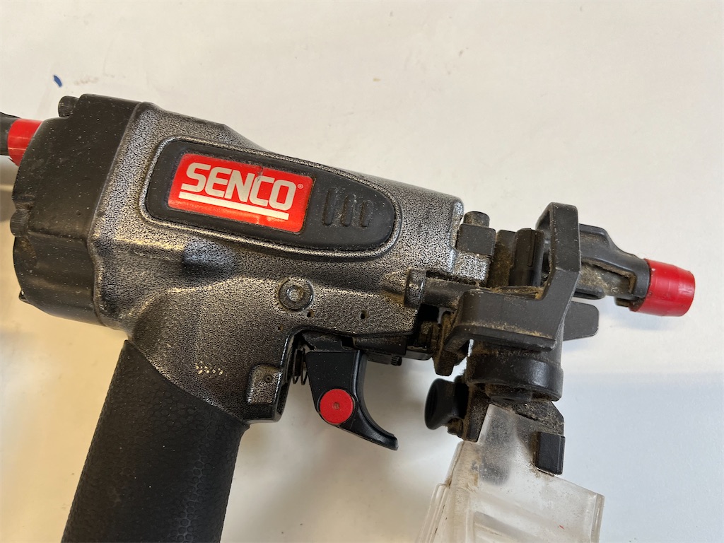 Spikpistoler - Senco SCN 30 | Blinto auktioner