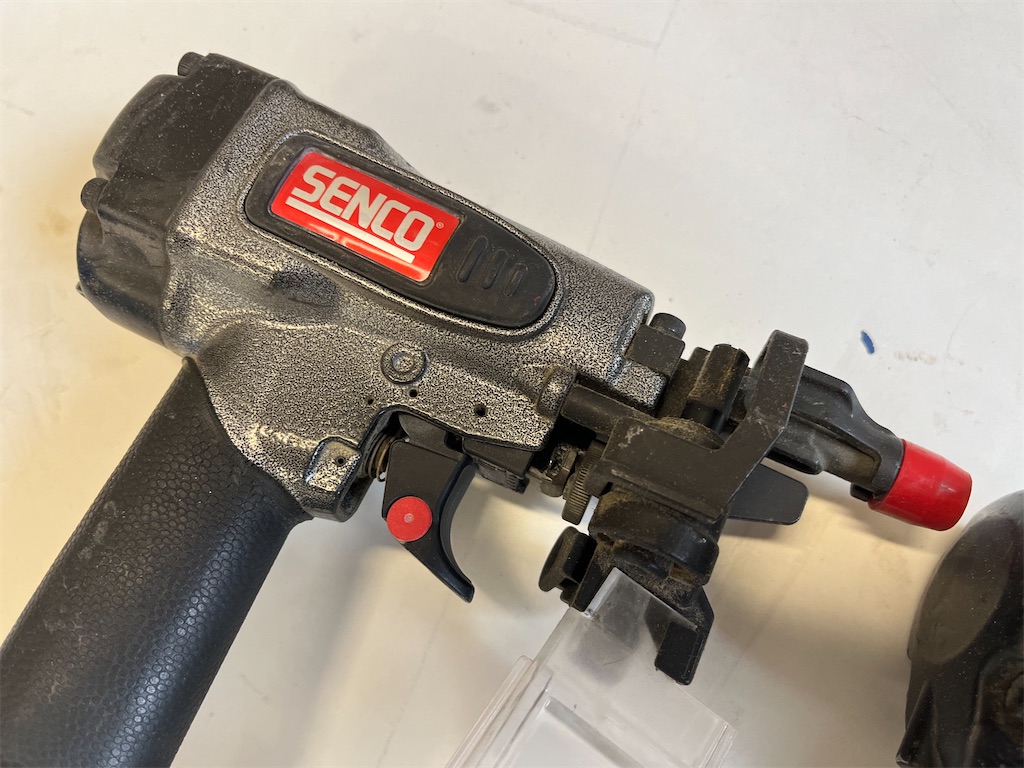 Spikpistoler - Senco SCN 30 | Blinto auktioner