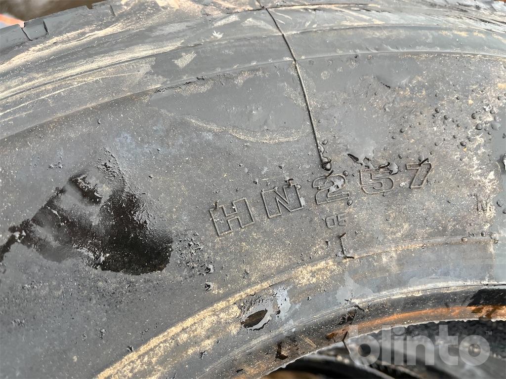 10st lastbilsdäck - 275/70R22.5 Aeolus HN257 | Blinto auktioner