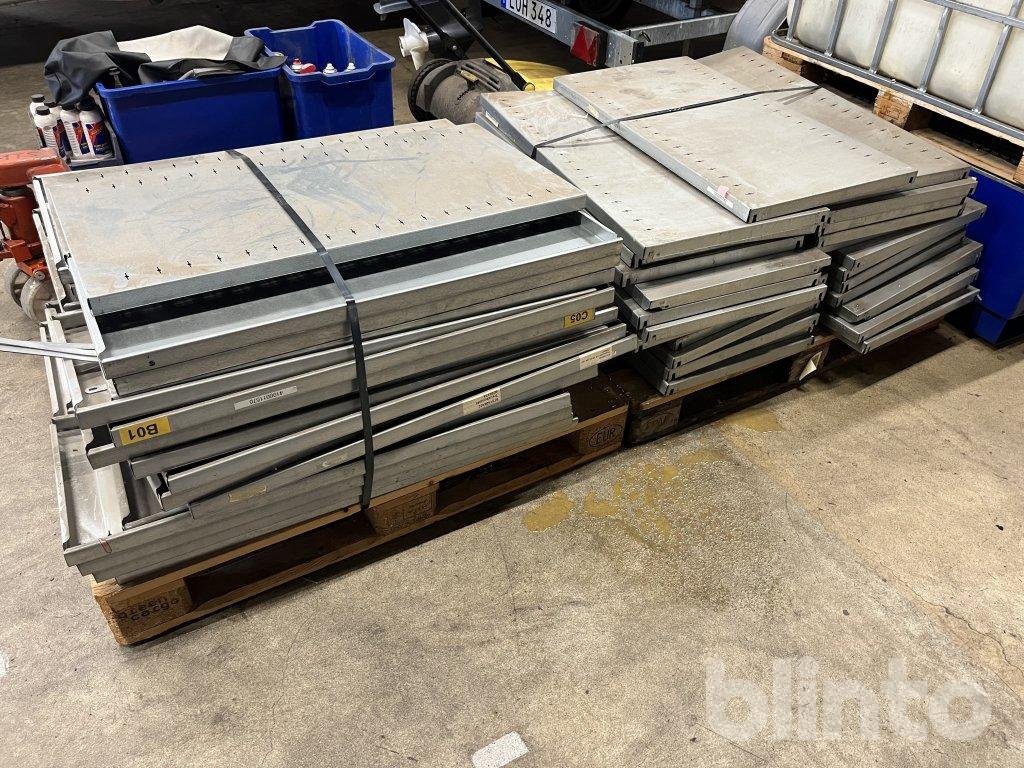 Plåthyllor - Hyllsystem | Blinto auktioner