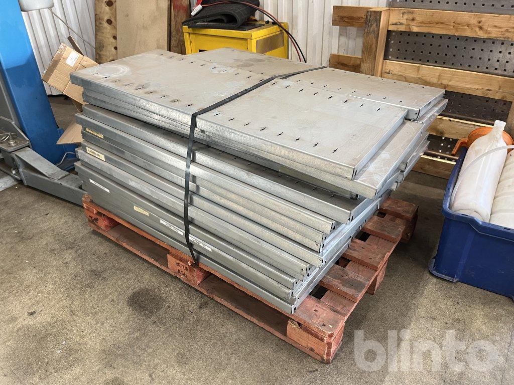 Plåthyllor - Hyllsystem | Blinto auktioner