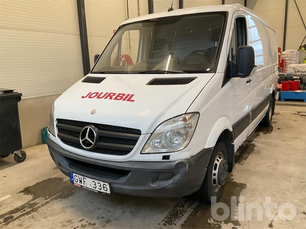 Spolbil och sugbil - MERCEDES-BENZ | Blinto auktioner