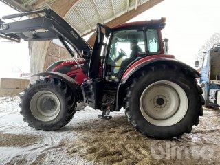 Traktor med lastare - Valtra T175E Active / G7S | Blinto auktioner