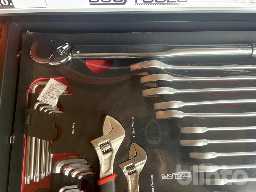 Verktygsskåp - BJC Tools | Blinto auktioner