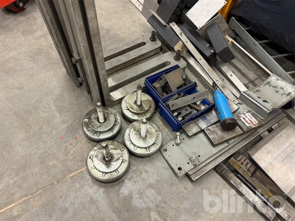 Kantpress - COLLY | Blinto auktioner