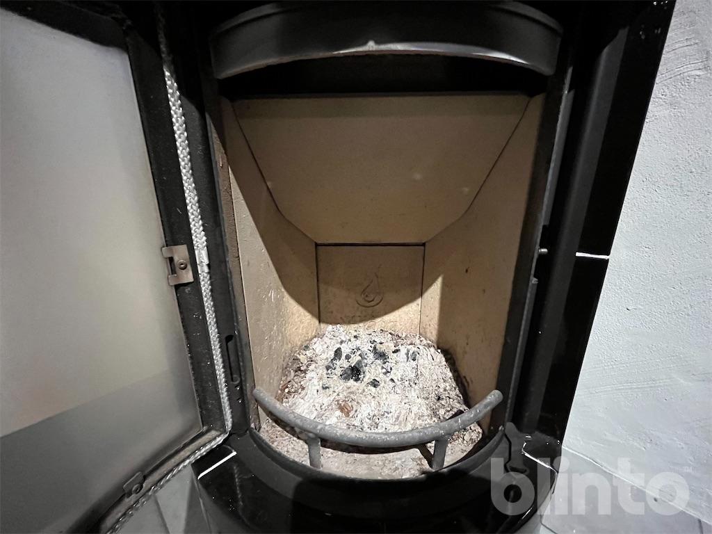 Kakelugn - Heta Scan-Line Tour 30 | Blinto auktioner