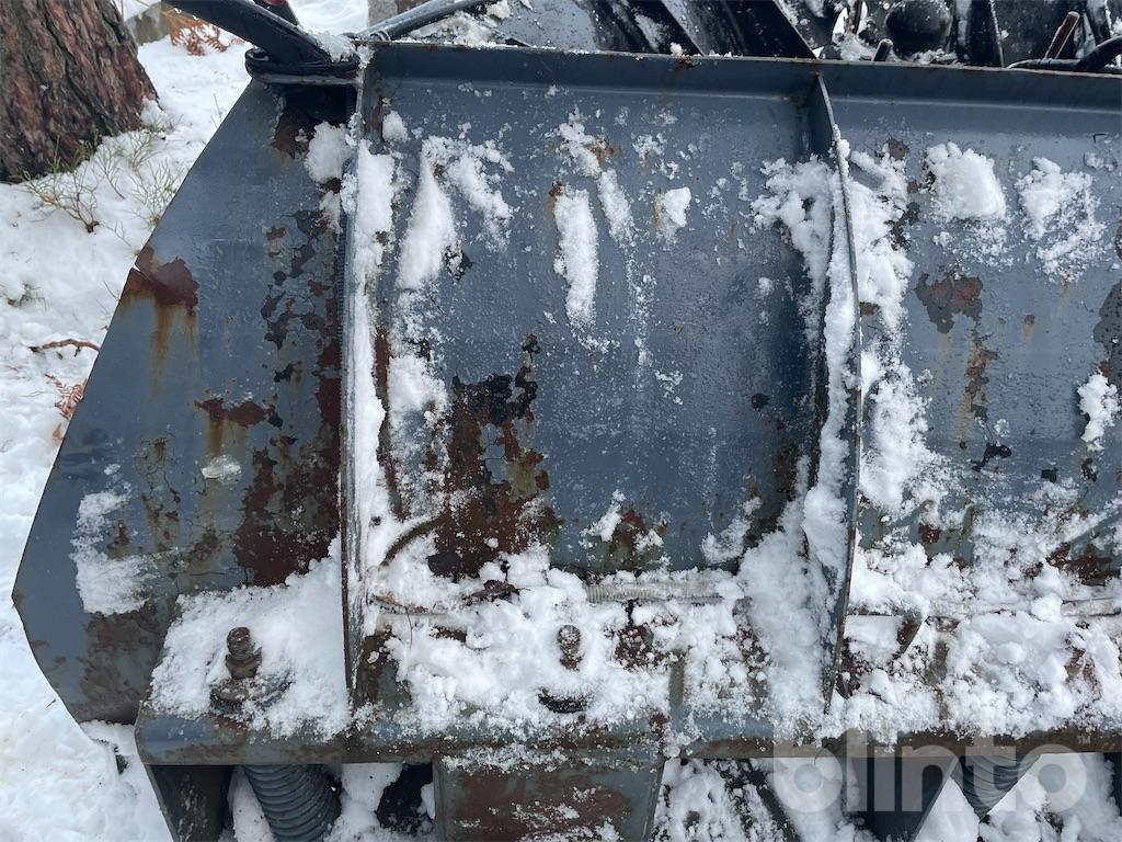 Vikplog - med stora BM 3200mm - Reparationsobjekt | Blinto auktioner