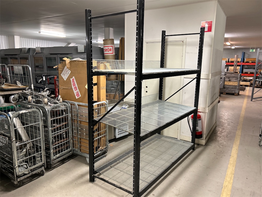 Lagerhyllor - 1900mm | Blinto auktioner