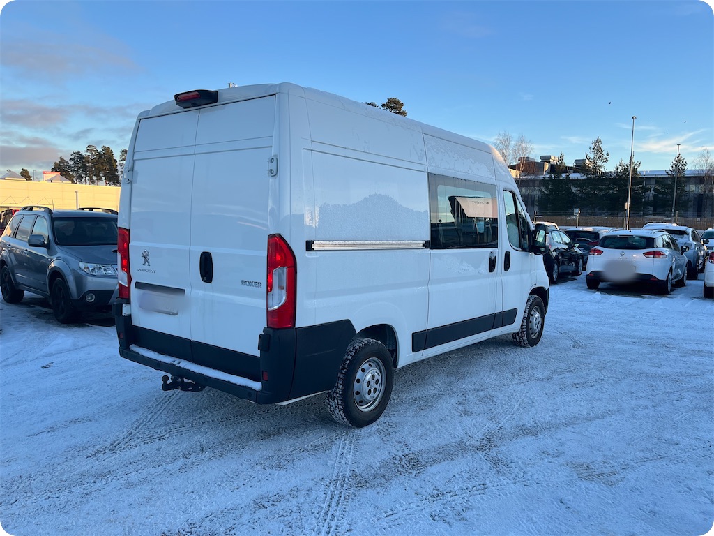 Lätt lastbil - PEUGEOT | Blinto auktioner