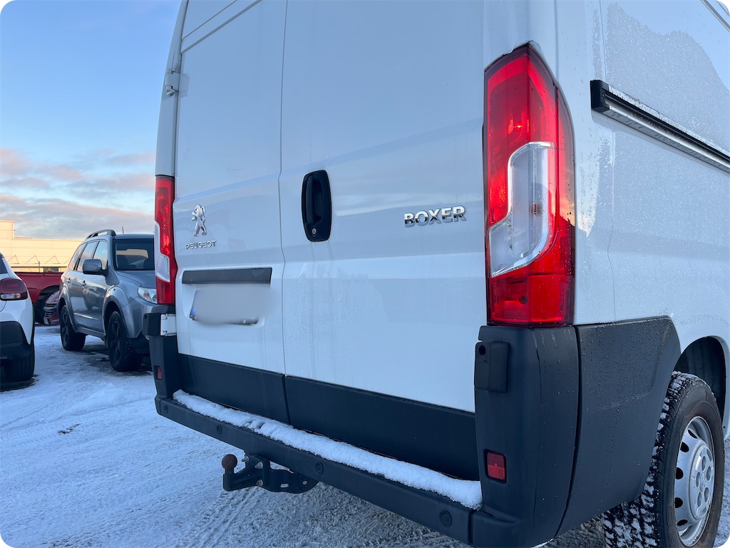 Lätt lastbil - PEUGEOT | Blinto auktioner