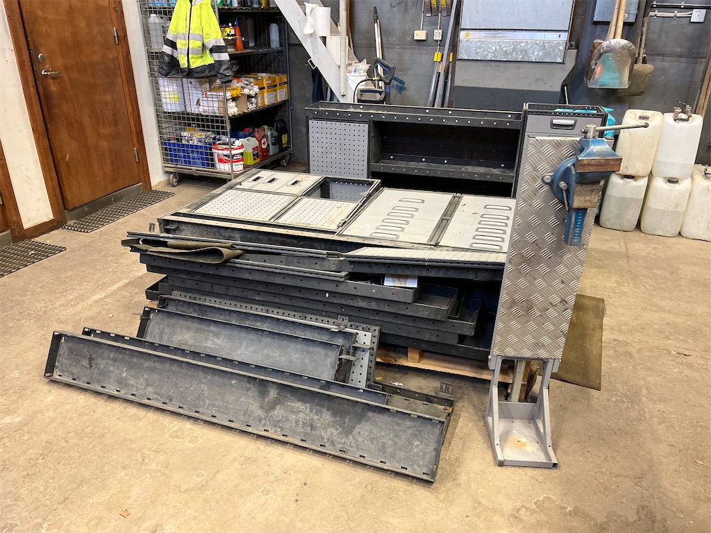 Verkstadsinredning - Modulsystem | Blinto auktioner