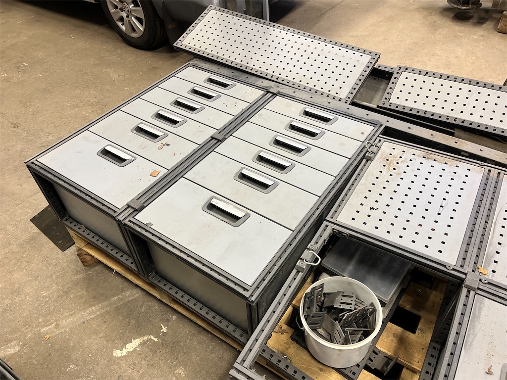 Verkstadsinredning - Modulsystem | Blinto auktioner