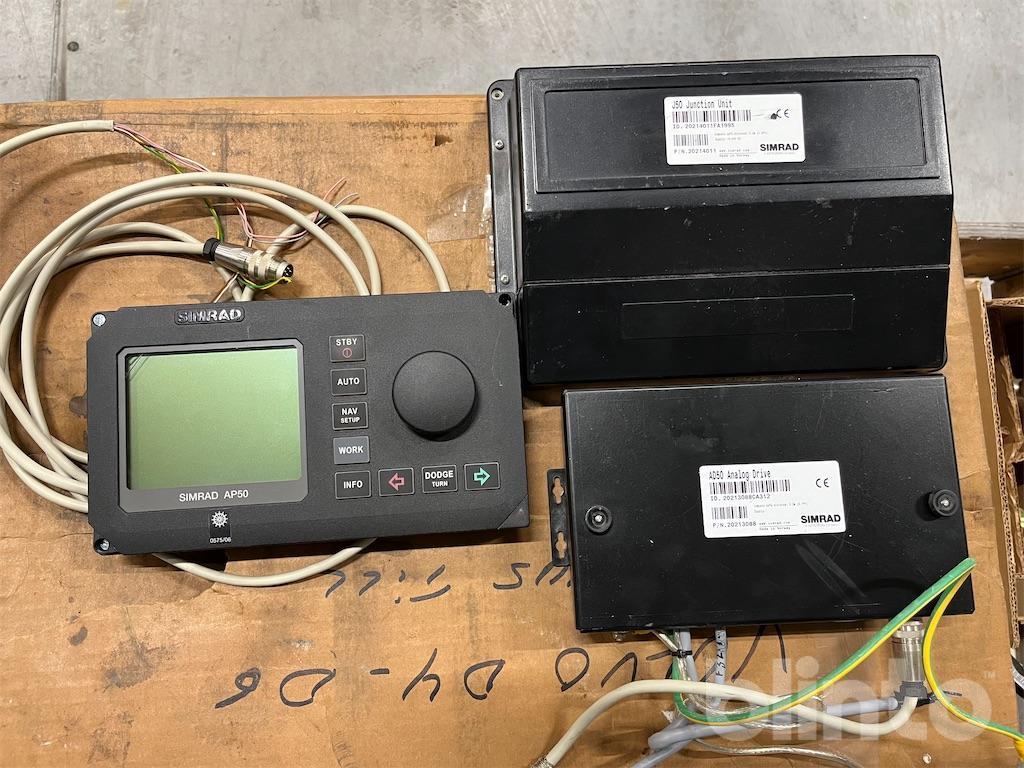 Autopilot - Simrad AP 50 | Blinto auktioner