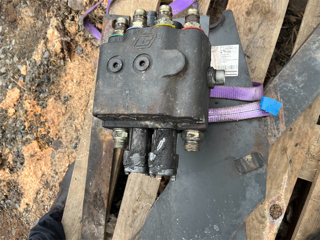 Frontlastare - Ålö Quicke 640 | Blinto auktioner