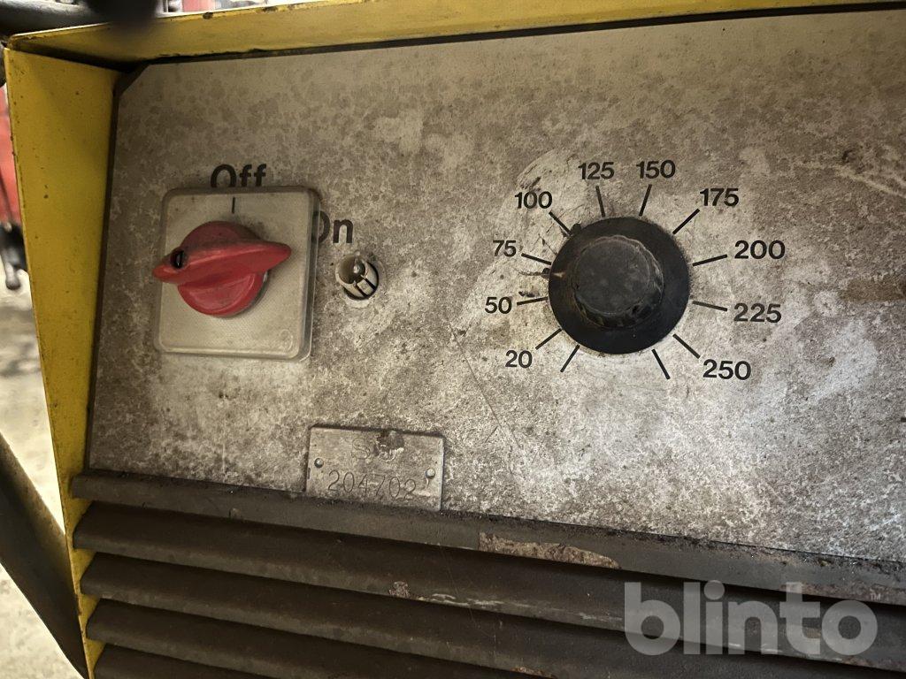 Pinnsvets - Esab | Blinto auktioner