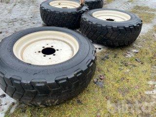 Entreprenadhjul - Trelleborg 400/65-26.5 | Blinto auktioner