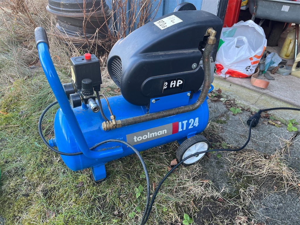 Kompressor - Toolman LT24 | Blinto auktioner