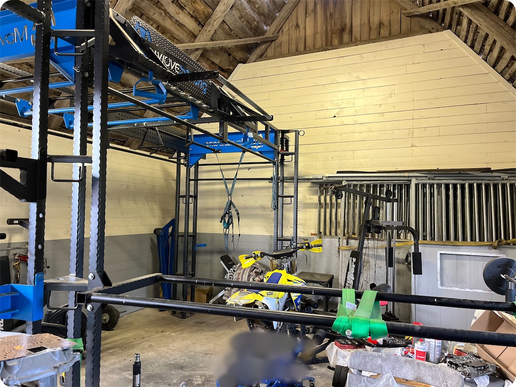 Crossfit Gym - MoveStrong -Functional Training | Blinto auktioner