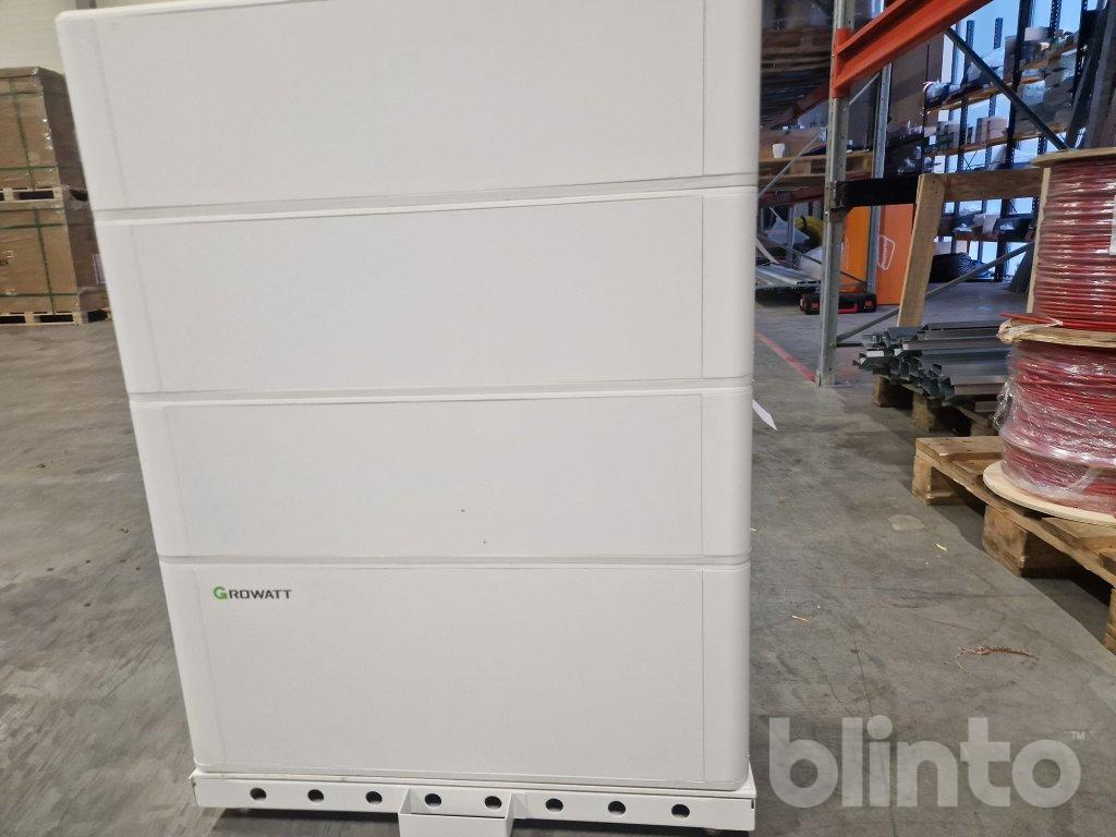 Batteri solceller - 3 st Growatt ARK 2,5H-A1 (7,5 kw) | Blinto auktioner