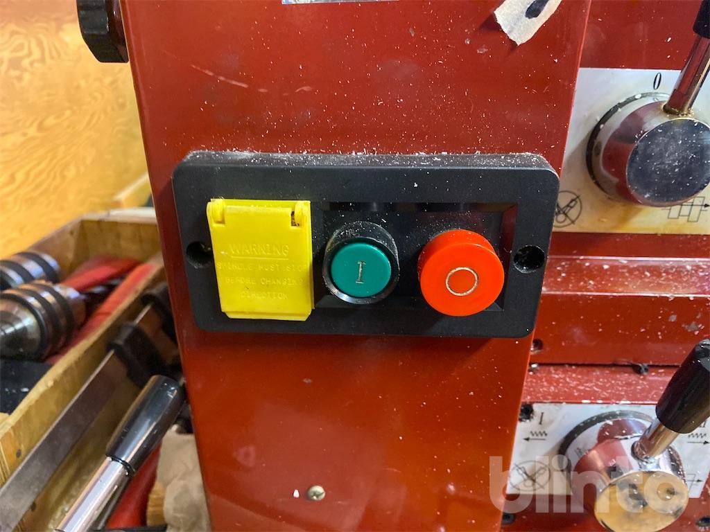 KOMBI SVARV FRÄS - MEEC TOOLS AT520 | Blinto auktioner