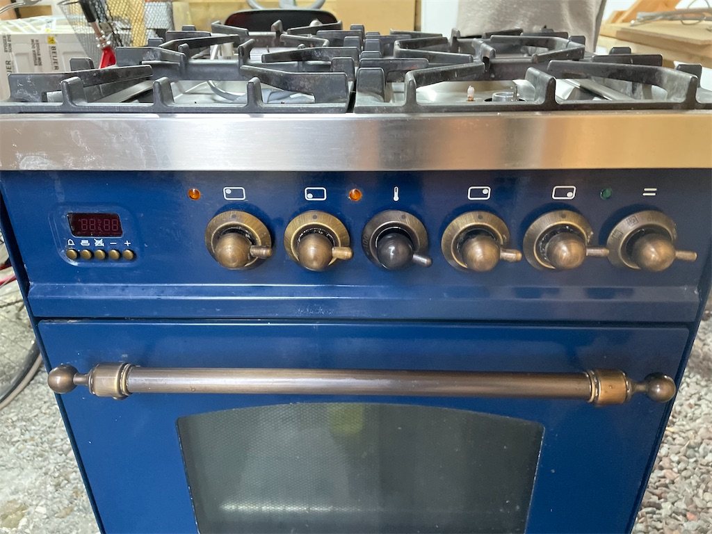 Handgjord gasolspis - Ilve PN60 Gasol | Blinto auktioner