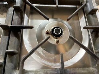 Handgjord gasolspis - Ilve PN60 Gasol | Blinto auktioner