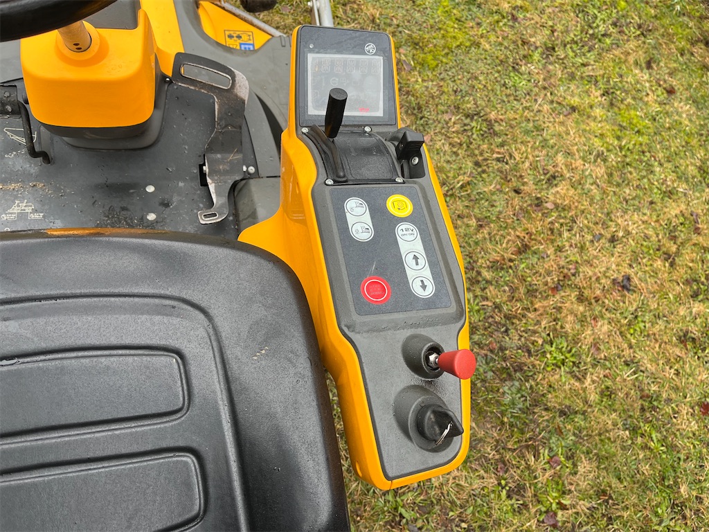 Åkgräsklippare - Stiga Park PRO 540 IX | Blinto auktioner