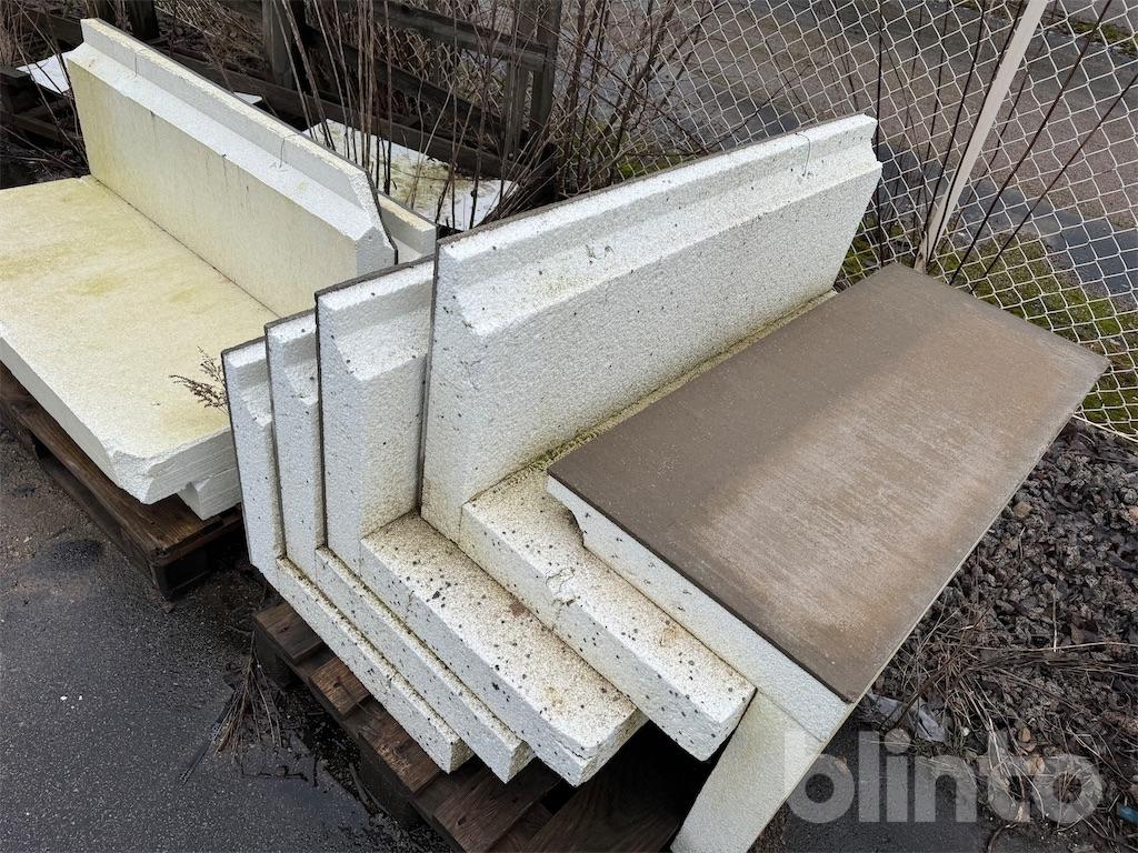 Sockel-element - Benders | Blinto auktioner