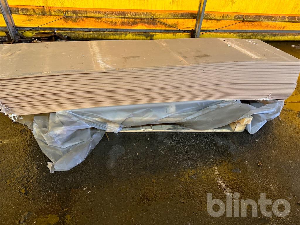 Golvgips - Knauf | Blinto auktioner