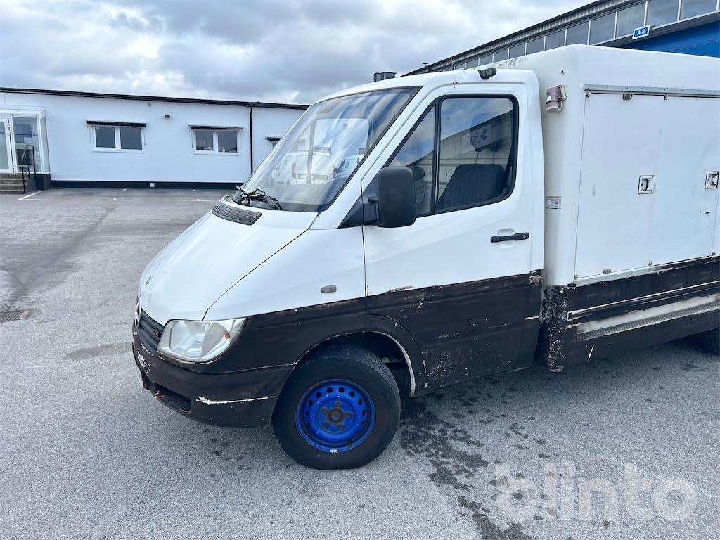 GLASSBIL - MERCEDES BENZ | Blinto auktioner