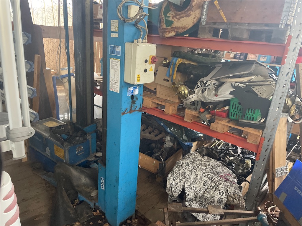 Billyft - OMCN | Blinto auktioner