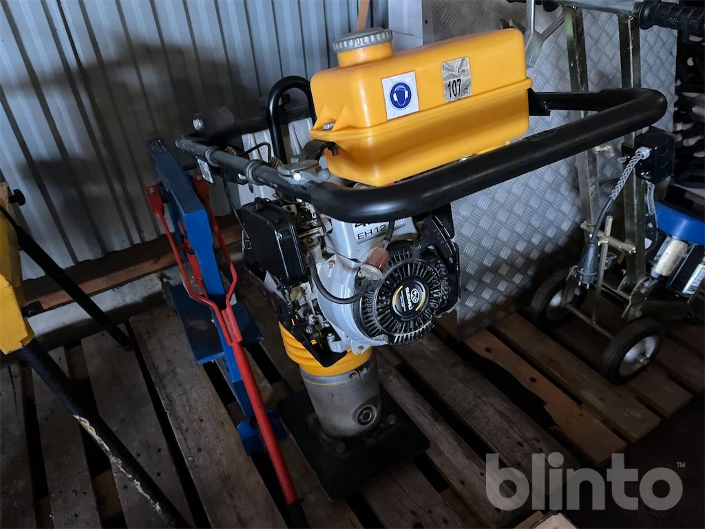 Vibratorstamp - Robin EH12-2D | Blinto auktioner