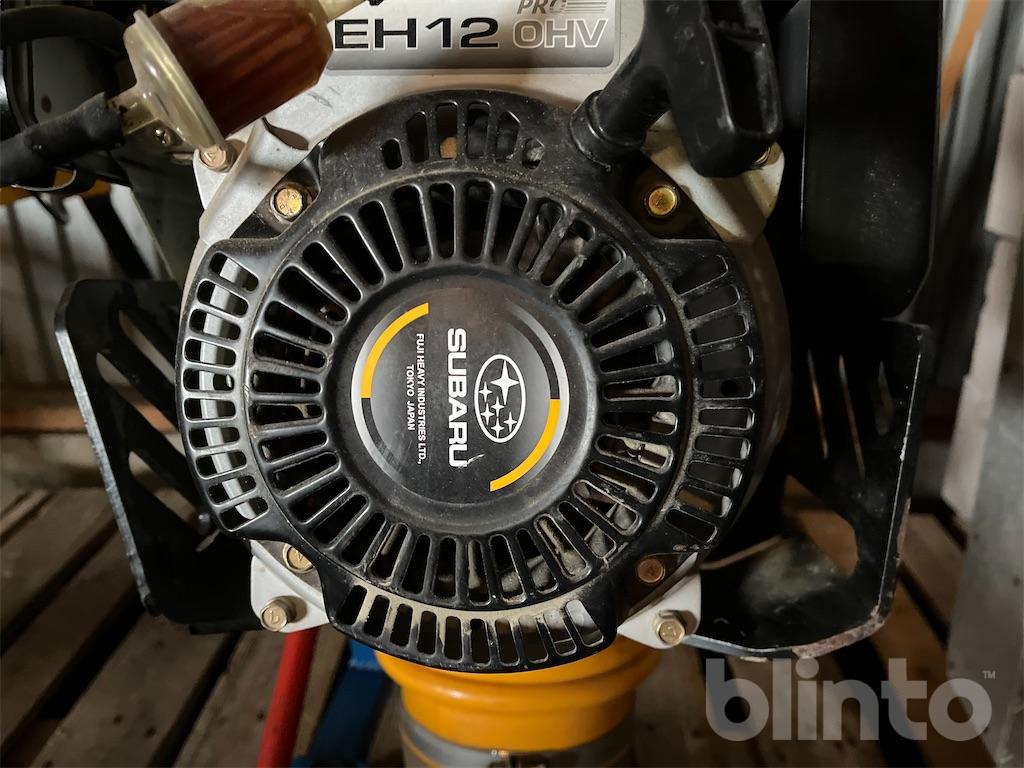 Vibratorstamp - Robin EH12-2D | Blinto auktioner