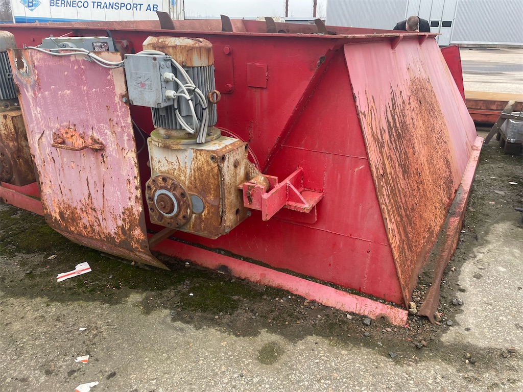 Matarficka - Järnforsen 14 kubikmeter | Blinto auktioner