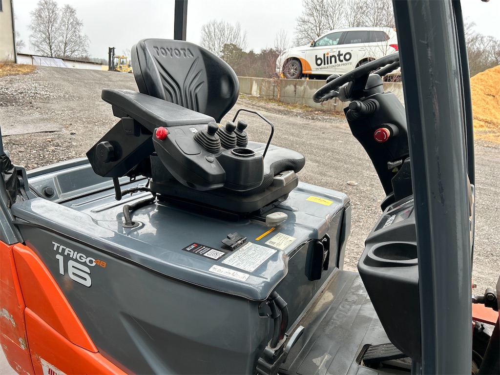 Motviktstruck - Toyota Triago 16 | Blinto auktioner