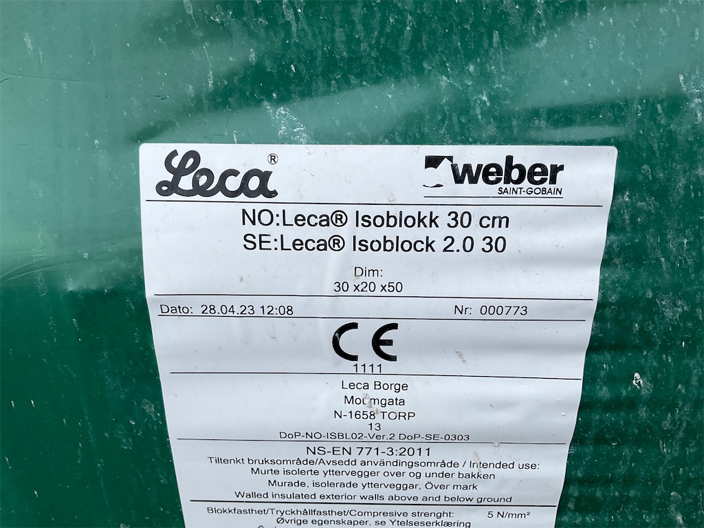 Lecablock - Leca Isoblock 300mm | Blinto auktioner