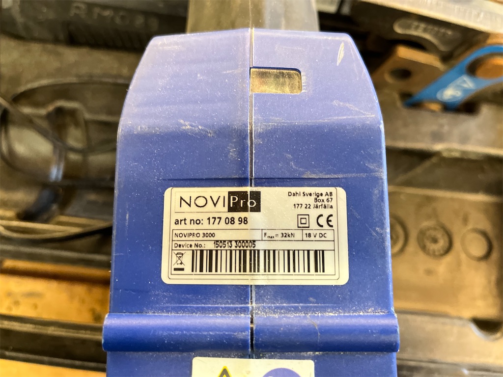 Pressmaskin - Novipro | Blinto auktioner