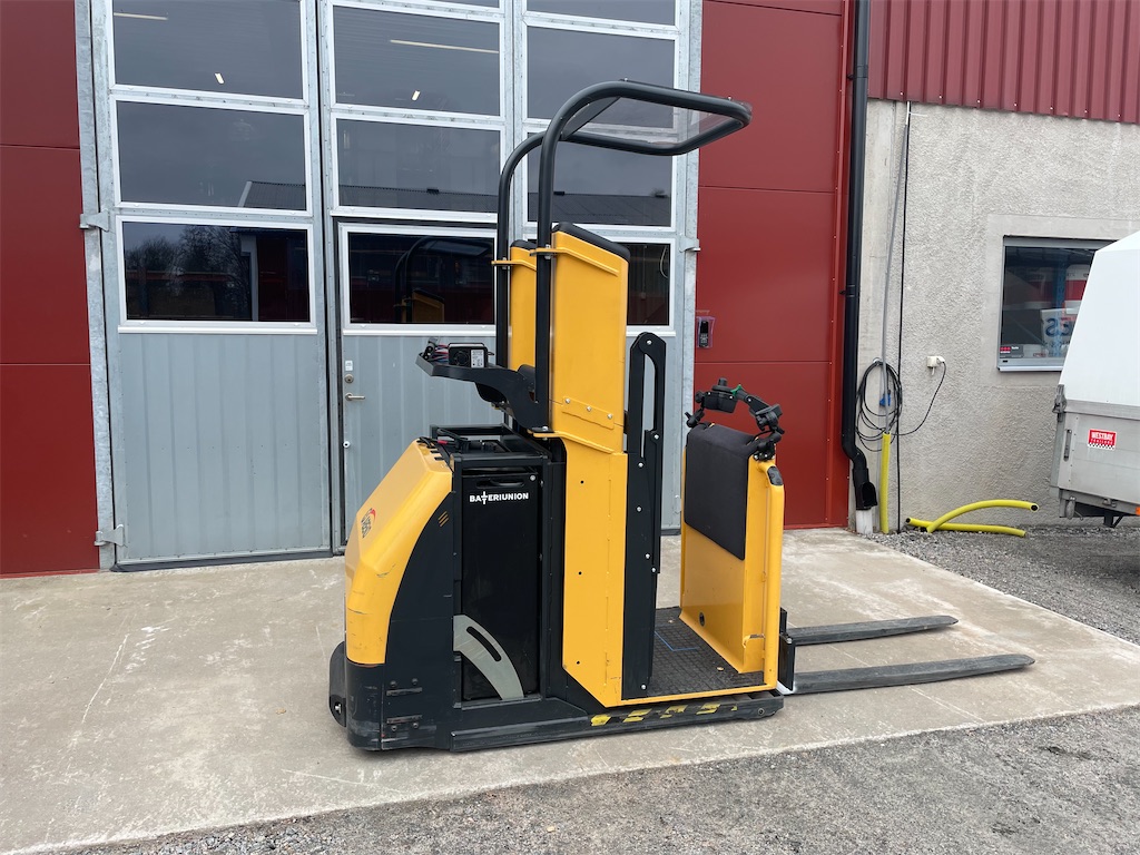 Plocktruck - Abeko OPL10 2.1 | Blinto auktioner
