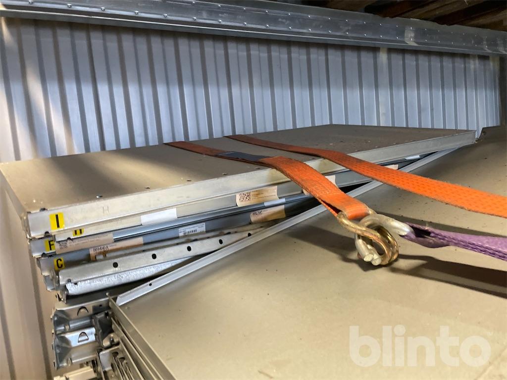 Blandade hyllsystem - Blandade hyllsystem | Blinto auktioner