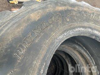 Däck - Dunlop 4 stycken 365/70R18 | Blinto auktioner
