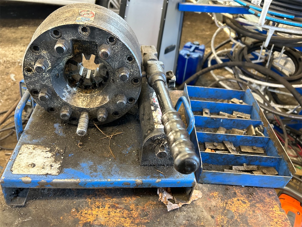 Slangpress - Hydralok | Blinto auktioner