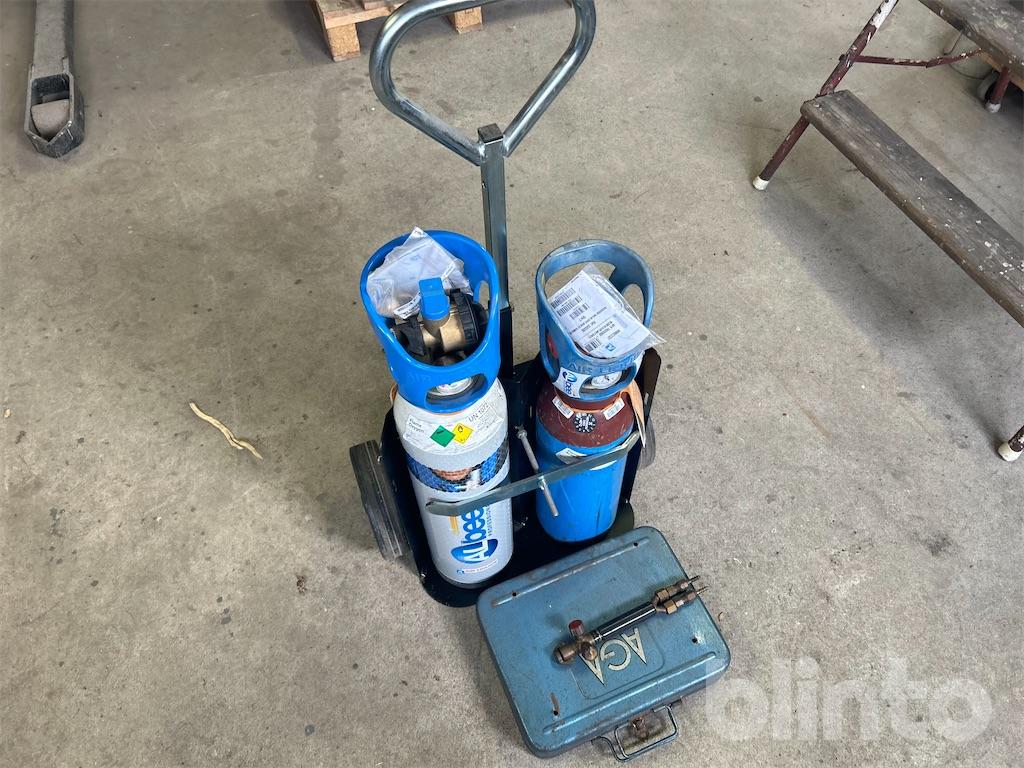 Gassvets - 5 liter tuber | Blinto auktioner