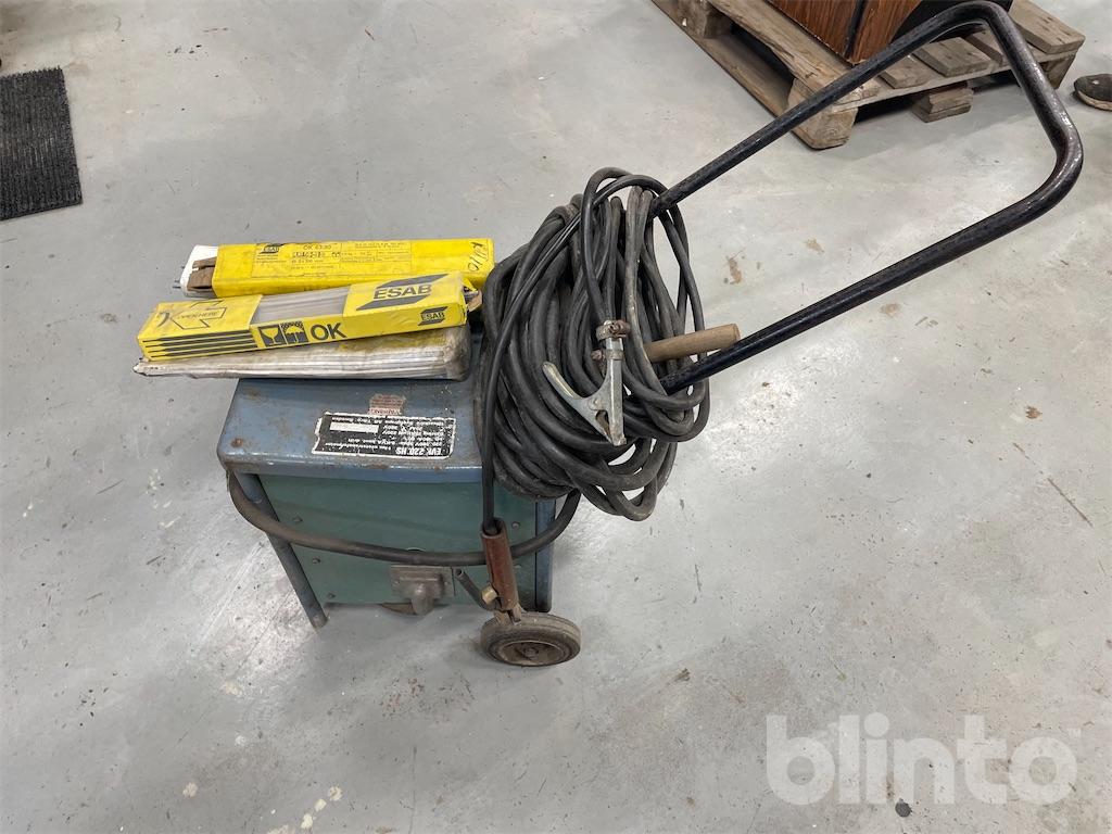 Pinnsvets - Ekv | Blinto auktioner