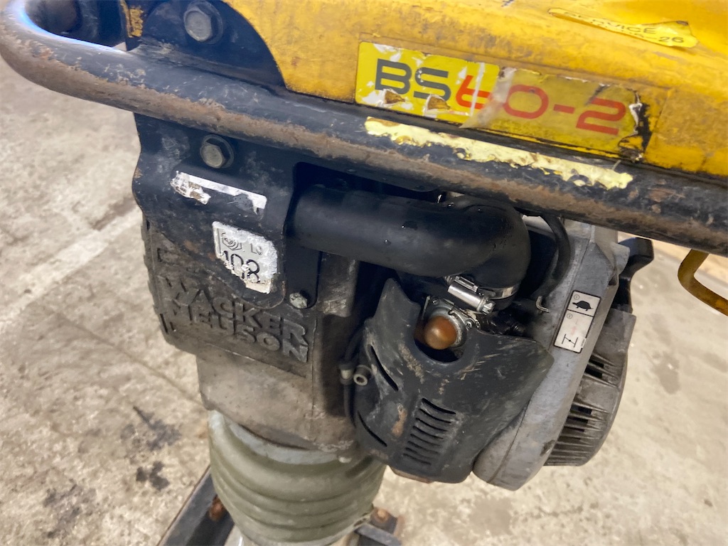 Stamp - Wacker neuson | Blinto auktioner