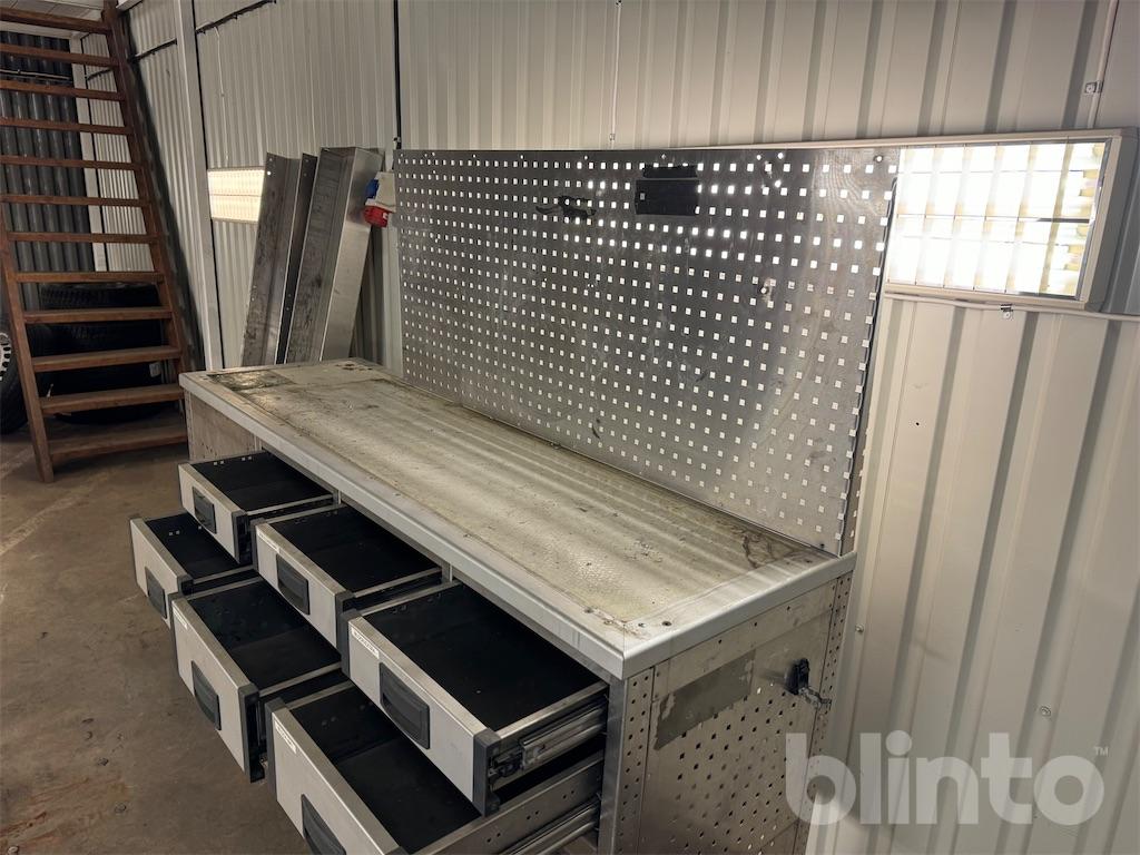 Verkstadsinredning - Aluca | Blinto auktioner