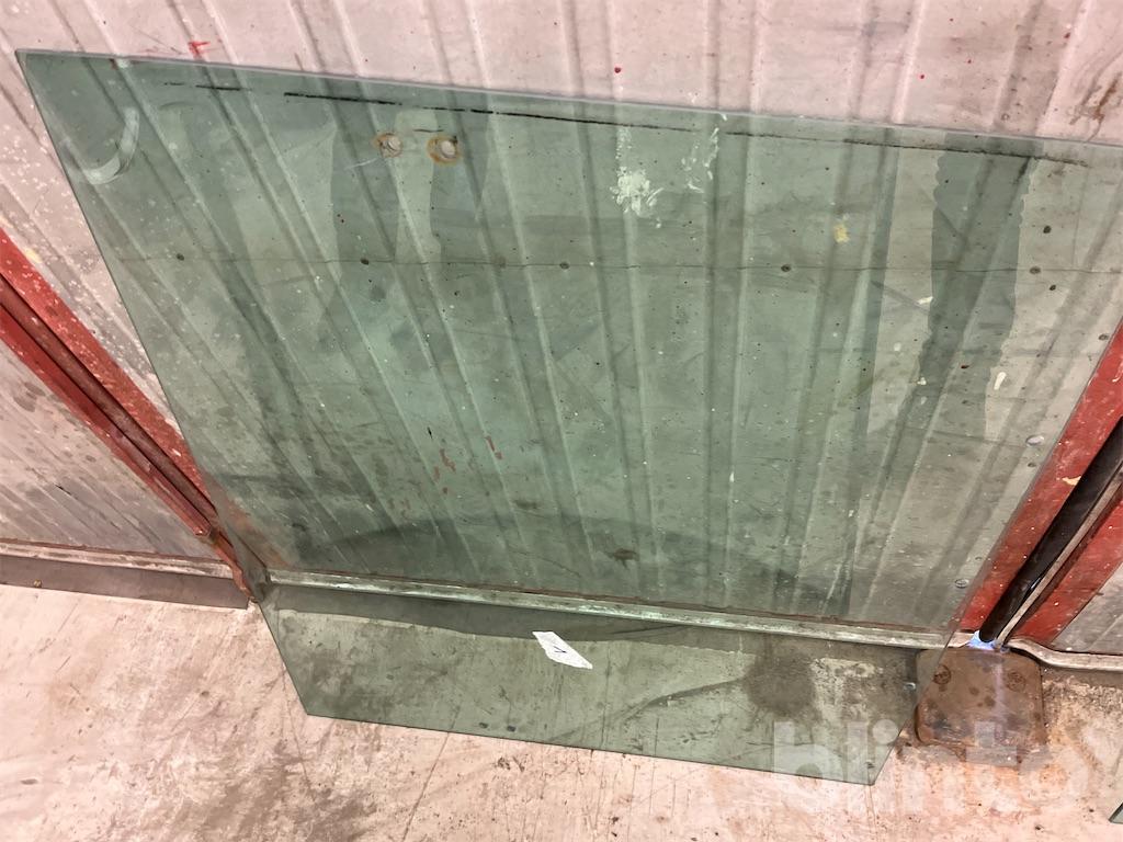 Rutor - John Deere SG2 hytt | Blinto auktioner